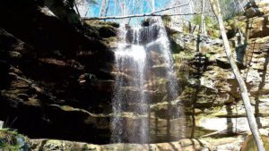 7 Best Waterfalls in Iowa for Nature Lovers - Iowa Watch
