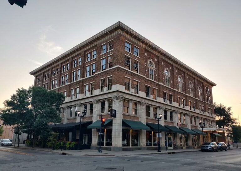 Top 5 Historical Brick Buildings in Des Moines And Their Stories - Iowa ...